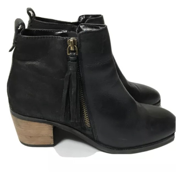 Crevo | Shoes | Crevo Autumn Tassel Leather Booties Size 8 | Poshmark